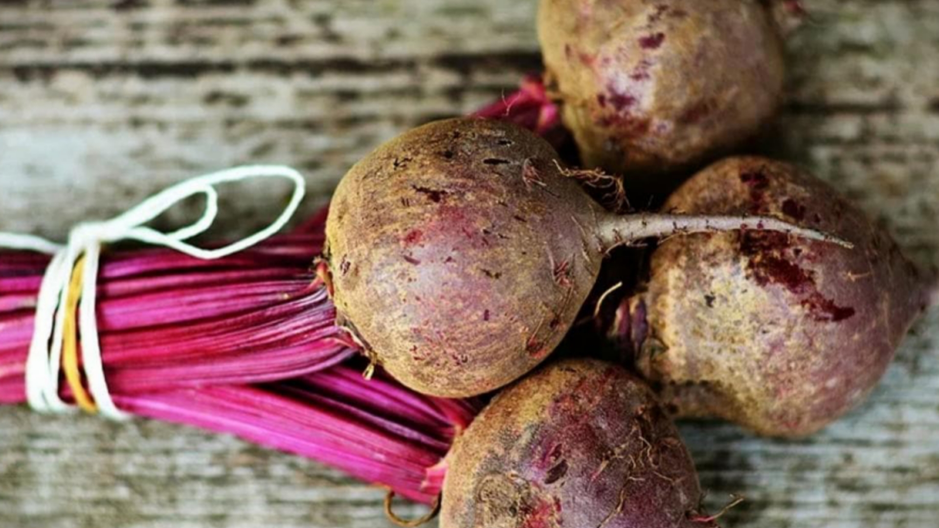 Glowing Beauty Tips: How to Use Beetroot & Get All These Benefits – Discover Simple Hacks