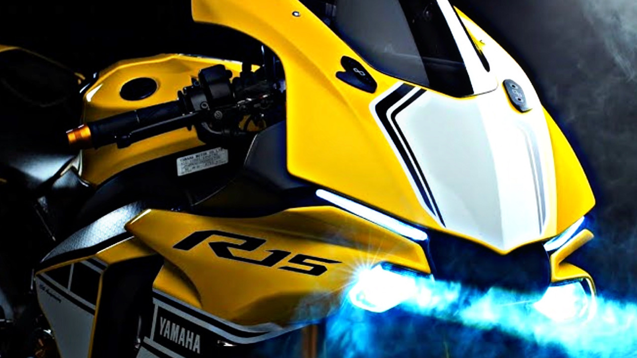 Yamaha R15 V5 2025: A New Era of Performance and Mileage in the 150cc ...